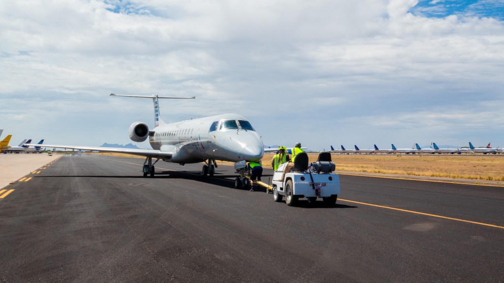American Subsidiary Planning Return of More 50-Seat Regional Jets ...
