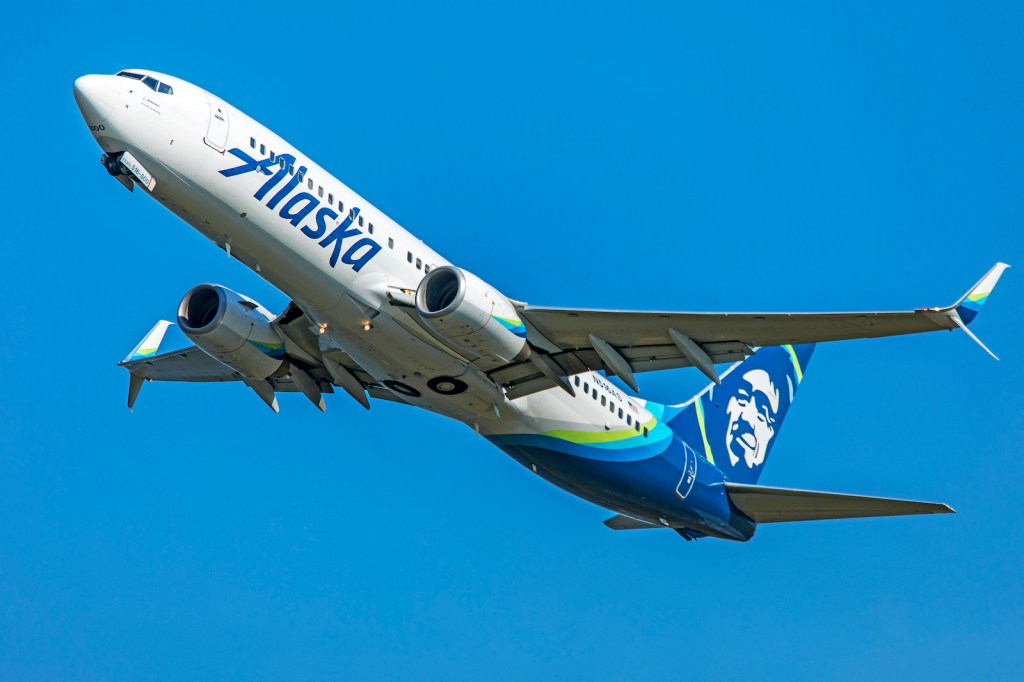 Alaska Pilots Secure Contract Extension, Raises Amid Merger ...