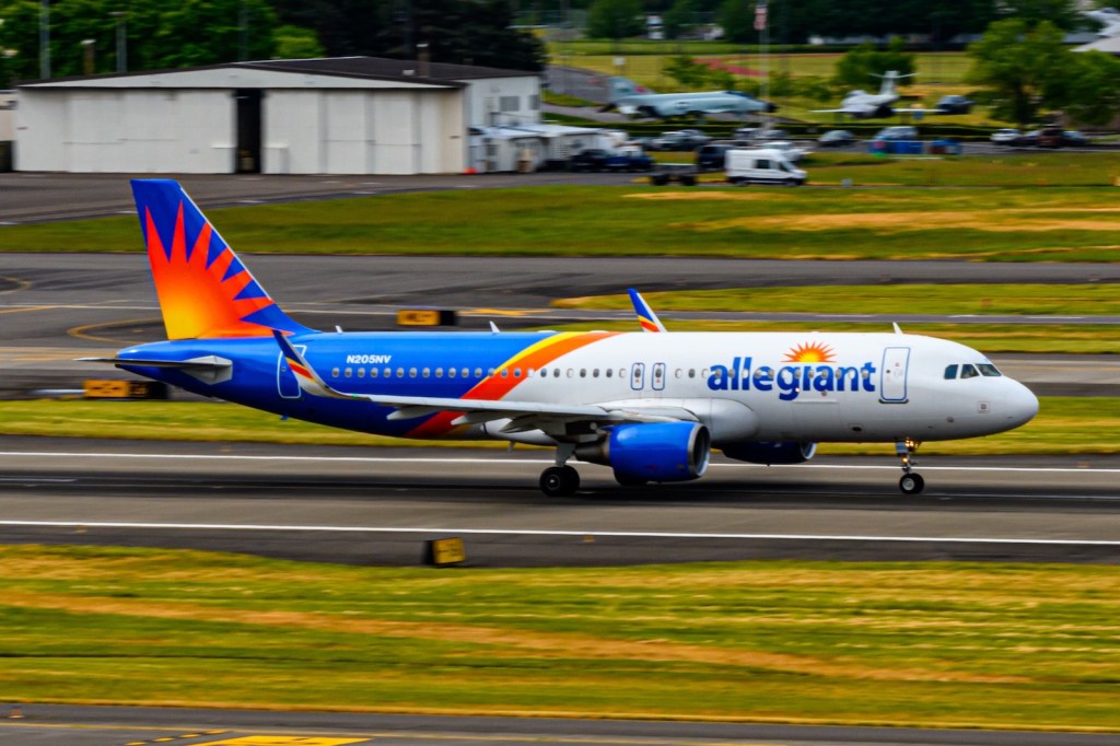 Allegiant Adds Eight New Routes | AirlineGeeks.com